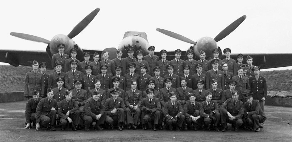 Canadian Warplanes 3: de Havilland DH.98 Mosquito