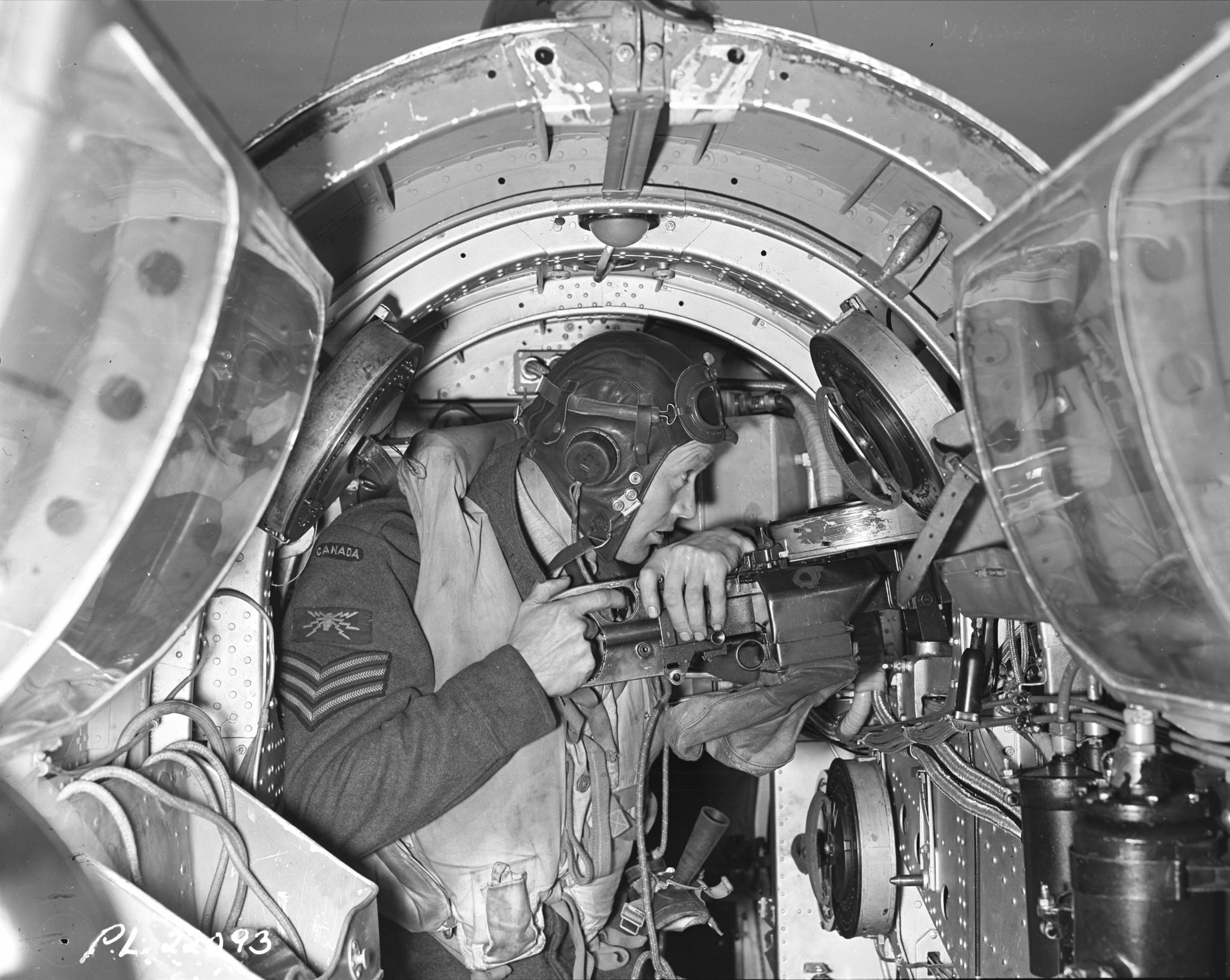 Canadian Warplanes 3: Handley Page Hampden