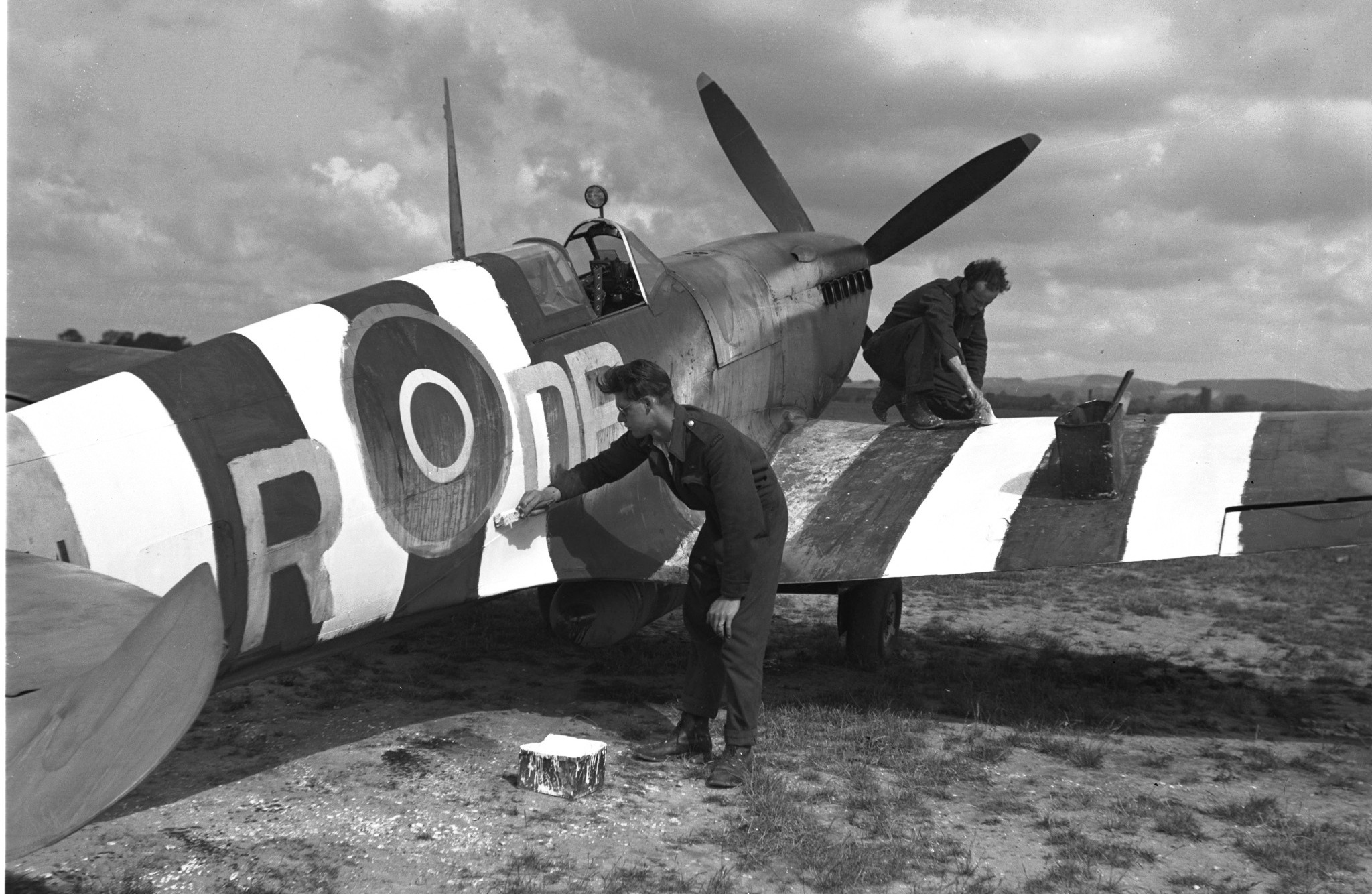 Canadian Warplanes 3: Supermarine Spitfire