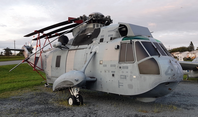 Canadian Warplanes (9) Nova Scotia, CFB Shearwater Aviation Museum