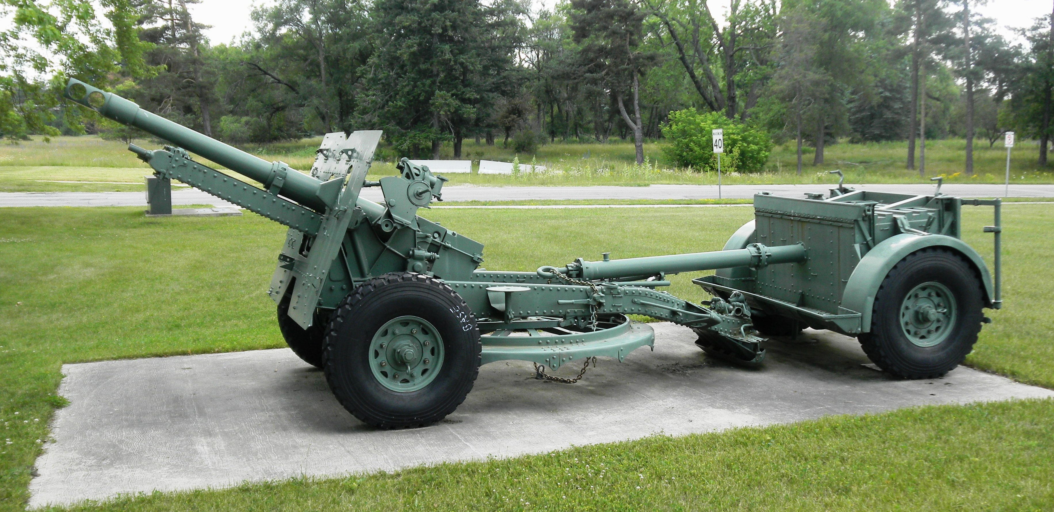 Artillery in Canada (5) Ontario: CFB Borden Military Museum