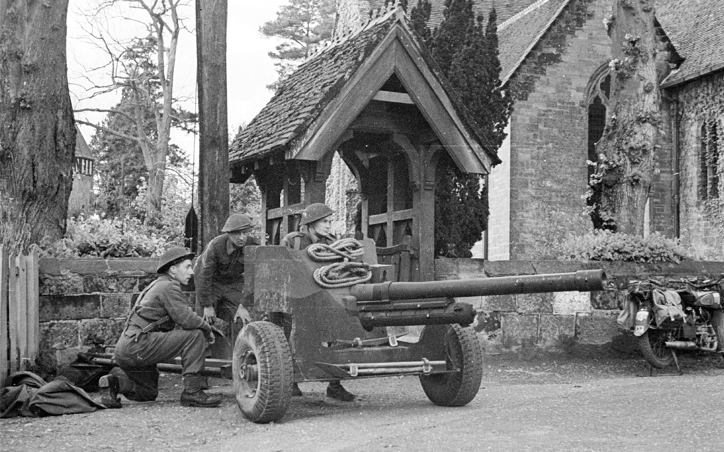 6 pounder 7 cwt QF Anti tank Gun