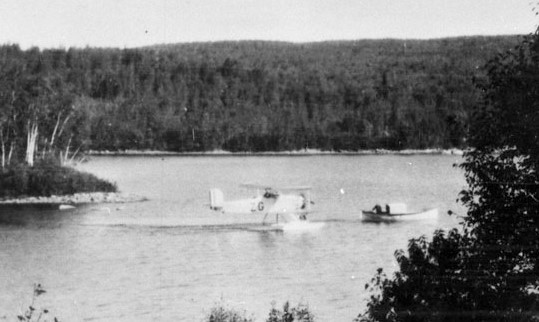 Canadian Warplanes 1: Douglas MO-2BS floatplane