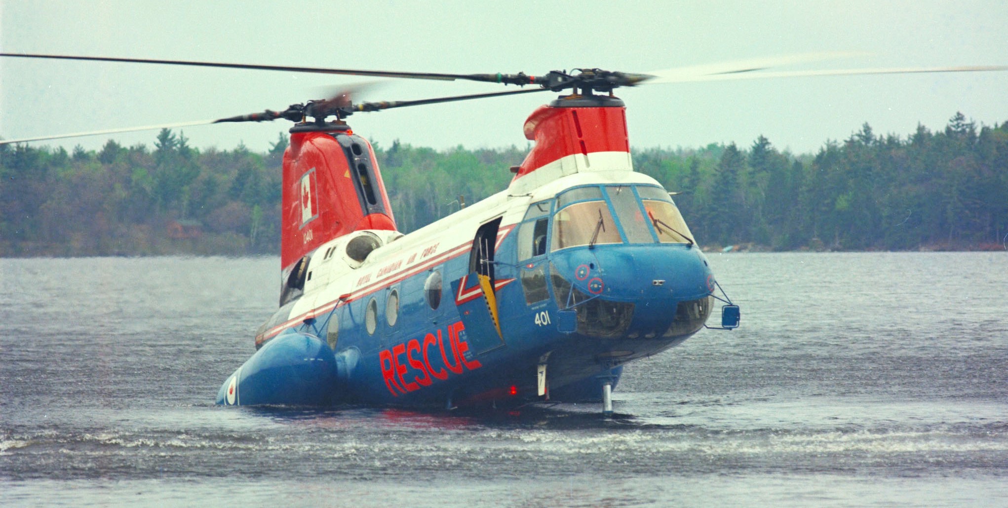 Canadian Warplanes 7: Boeing Vertol CH-113 Labrador and CH-113A ...