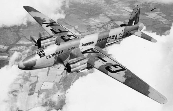 Canadian Warplanes 4: Vickers Warwick