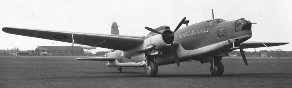 Canadian Warplanes 4: Vickers Warwick