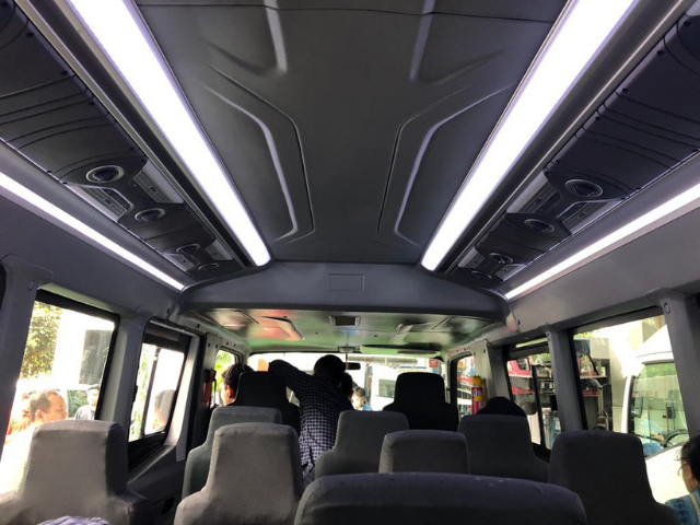 Isuzu ELF NLR B | Microbus