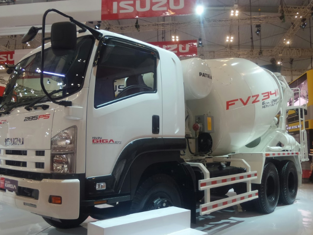 Isuzu GIGA FVZ | Medium Truck 6 x 4