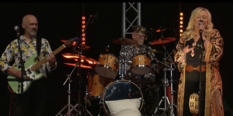 Julie July Band | British Folk Rock Band