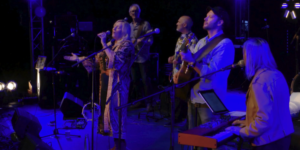 Julie July Band | British Folk Rock Band