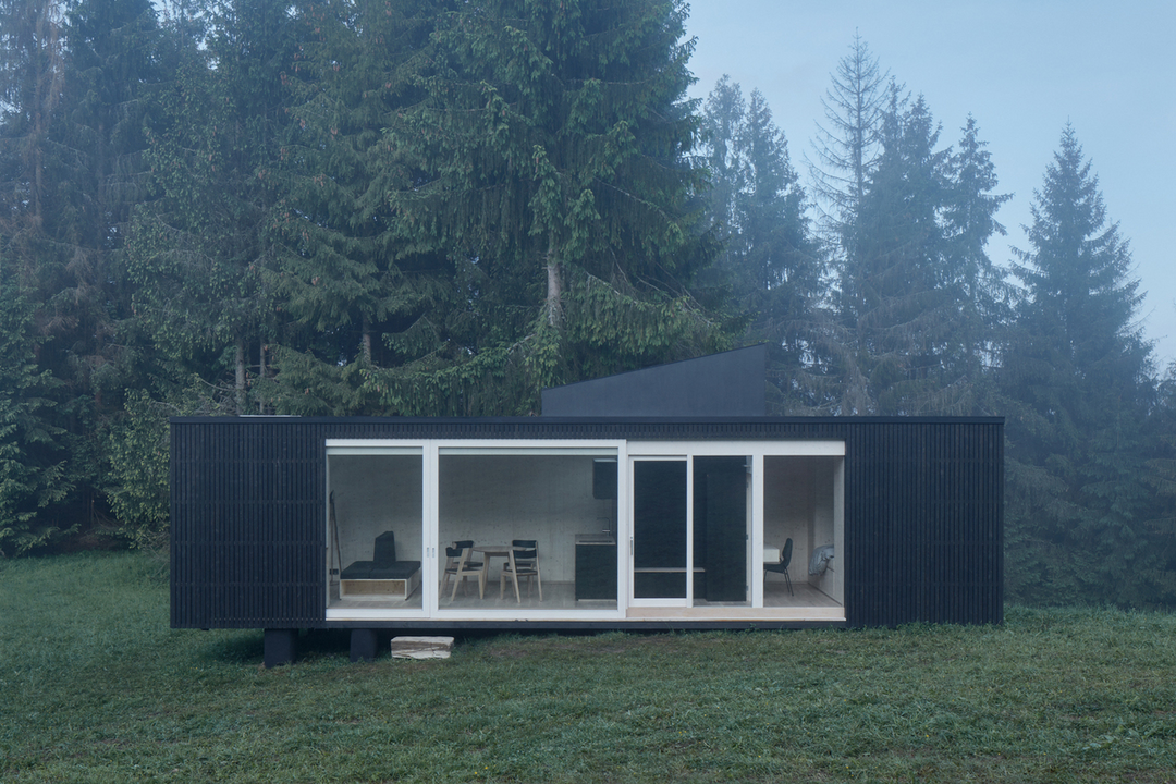 Ark Shelter Lodge | 386 sf | 2 Bedroom, 1 Bathroom, Kitchen