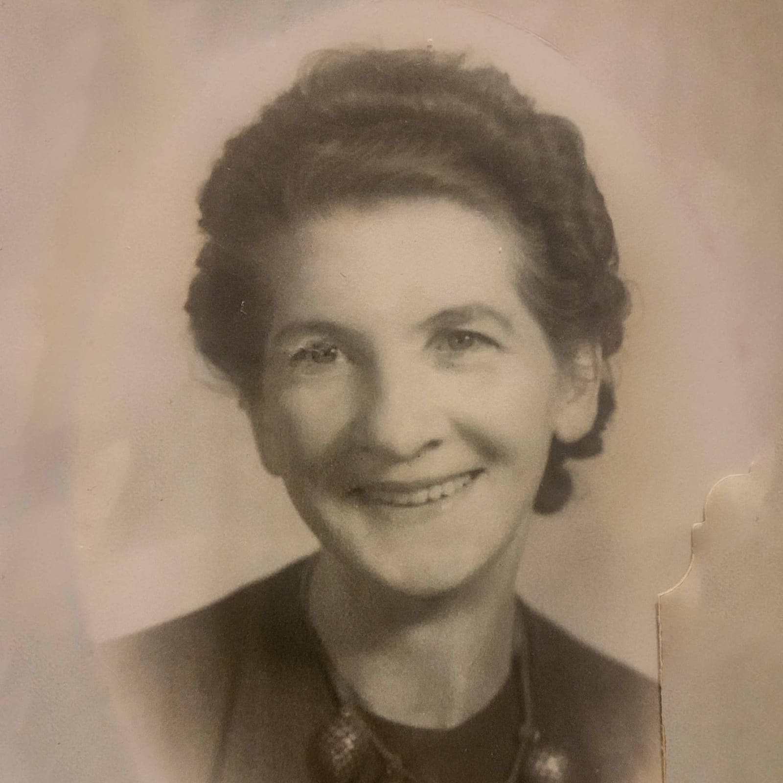 Lizzie's Heritage Inn - About