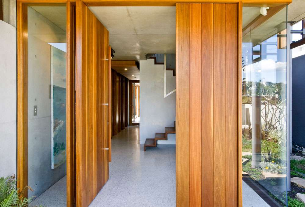 Benefits of Priming Wood