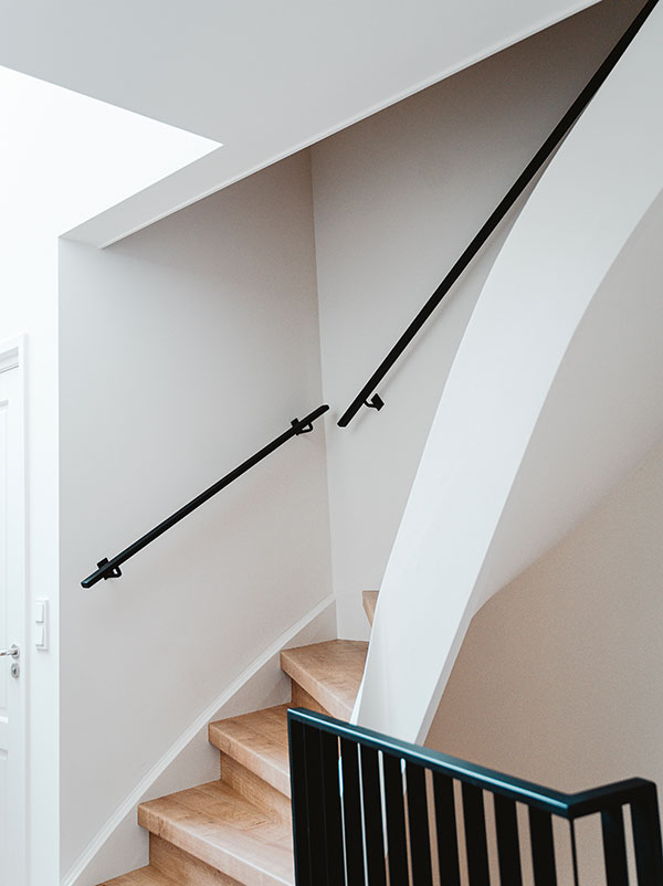 Stalen trapleuningen en balustrades - DR Metal Design