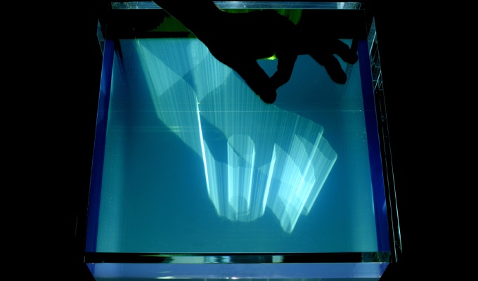 The Reactive Cube | An immersive artwork by Graham Plumb