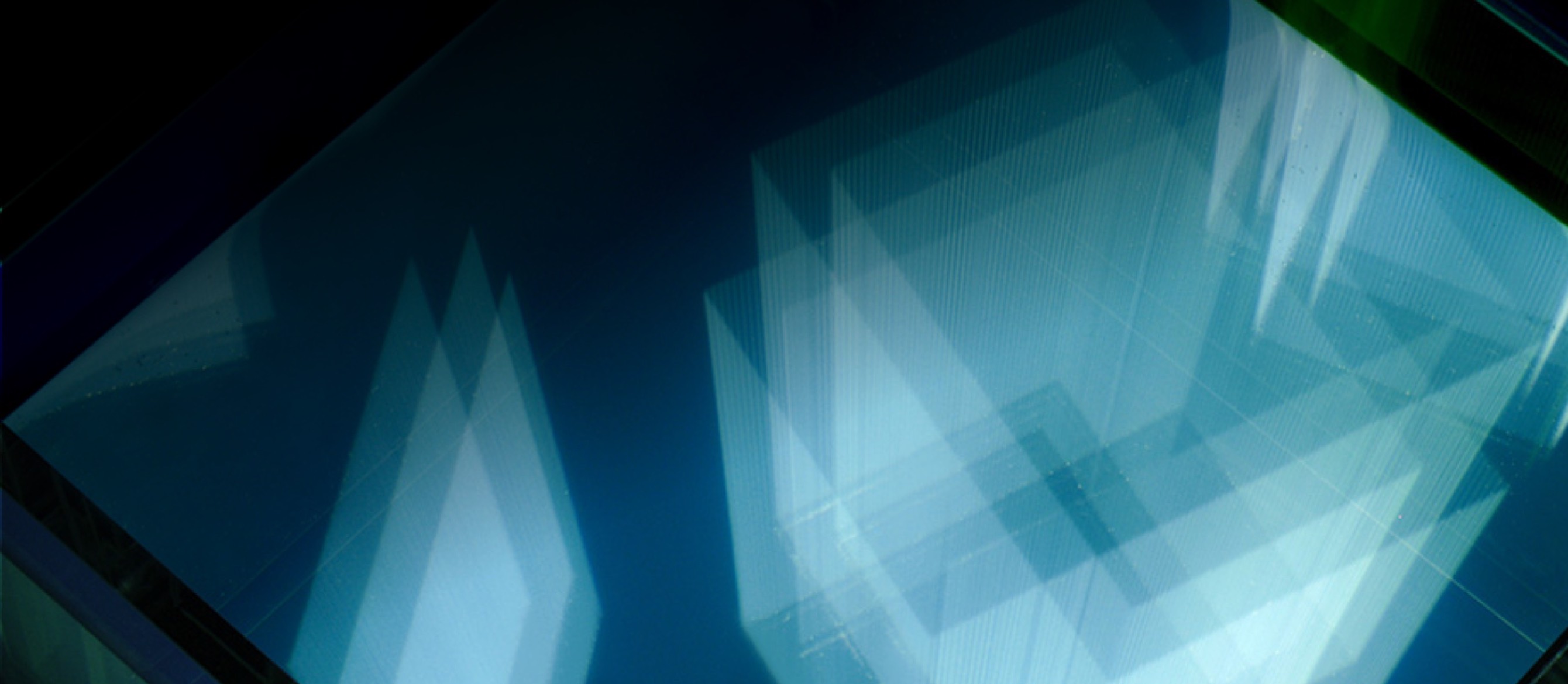 The Reactive Cube | An immersive artwork by Graham Plumb