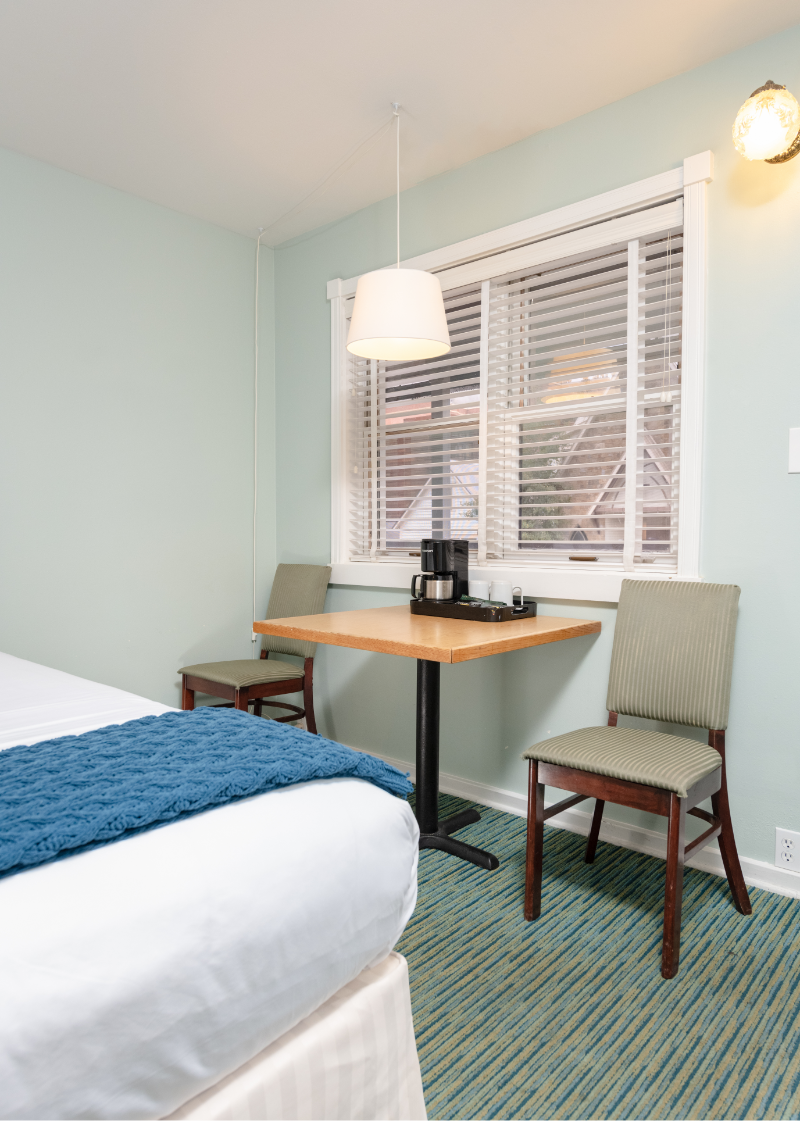 Victorian Inn | Classic Two Queens