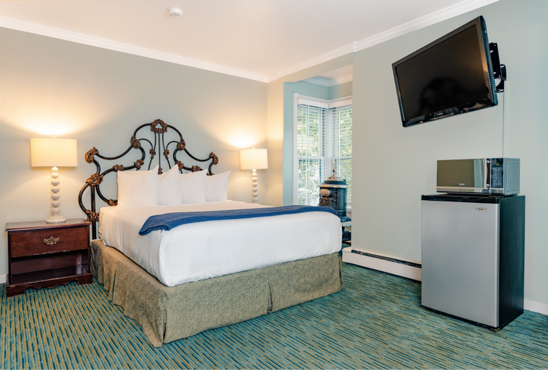 Victorian Inn | Accommodations