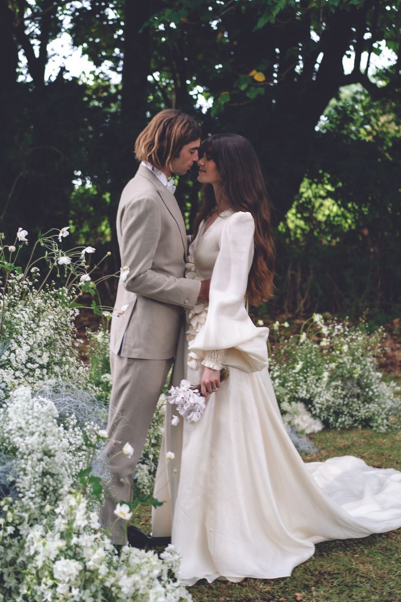 The Gables, a modern barn wedding venue - Greyleigh