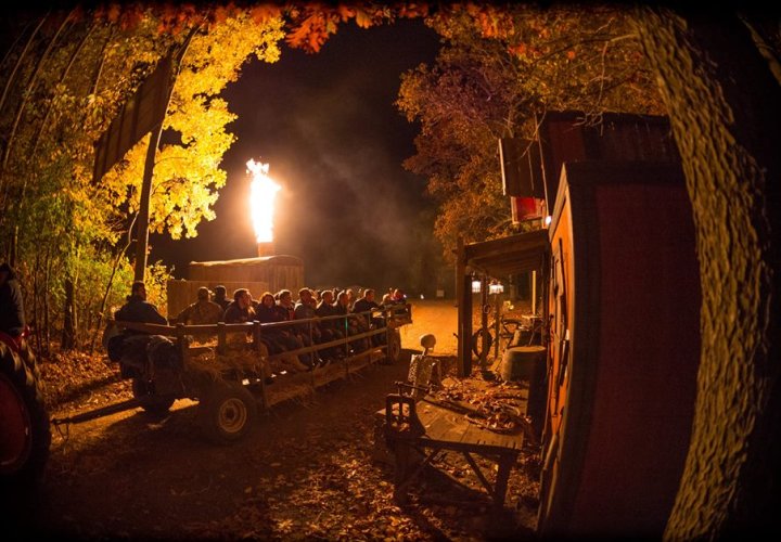 Haunted Hayride in Ypsilanti | Wiard’s Haunted Houses
