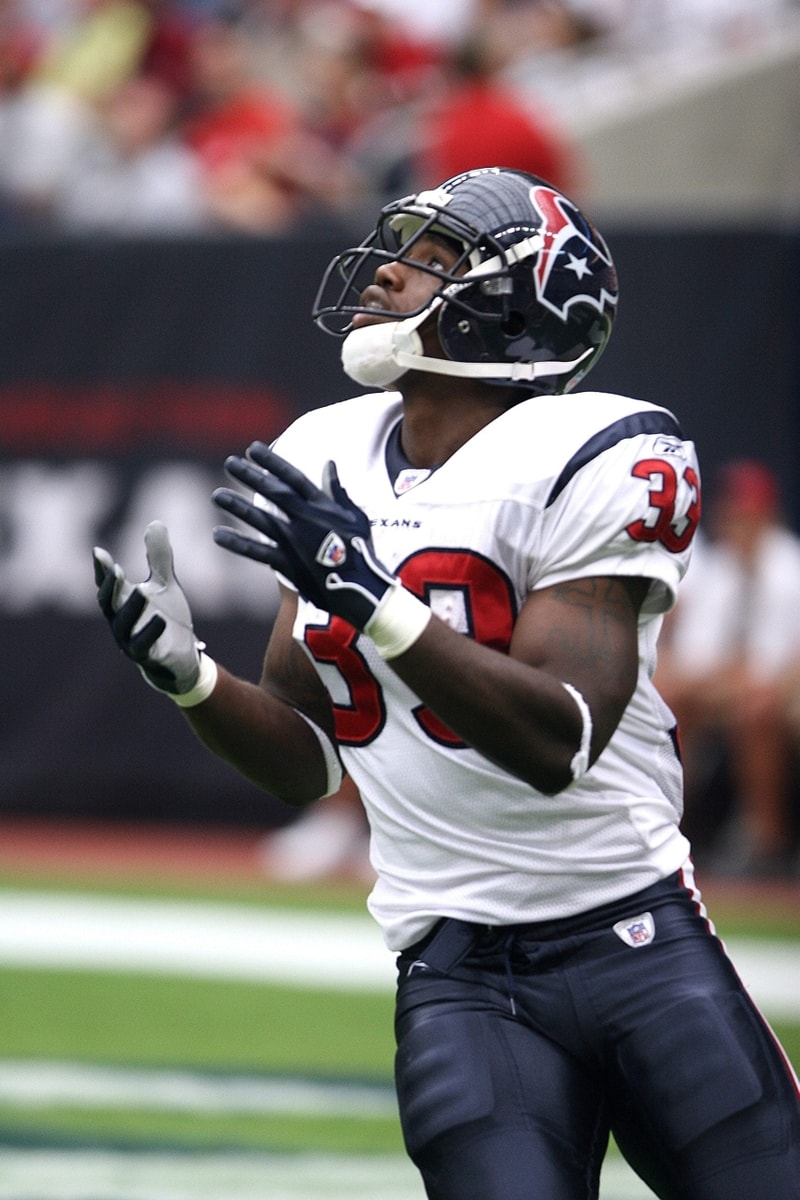 Football 101: Breaking Down The Basics of The Route Tree