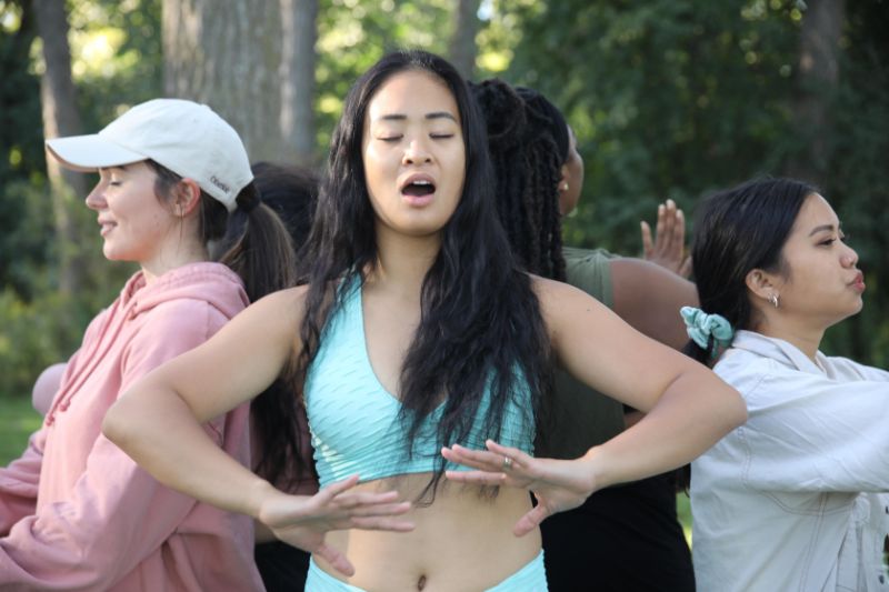 11 Breathing Exercises to Strengthen Lungs & Increase Capacity