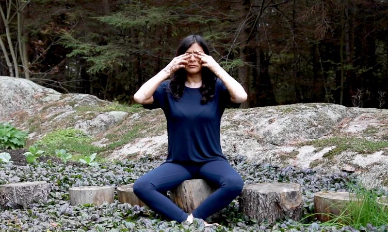 Breathwork for Anxiety: 8 Breathing Exercises to Calm Your Mind