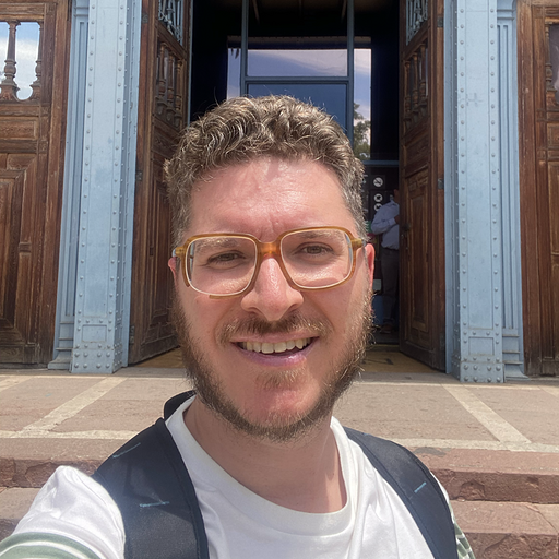 The tech agency for those who dare to build · Seasoned