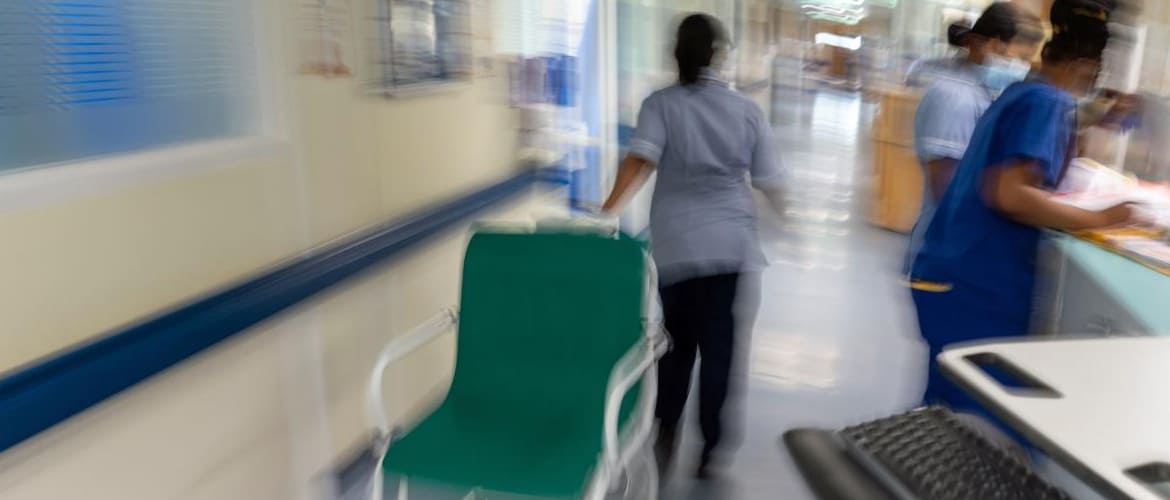 Boost the economy by offering routine NHS surgery at the weekend ...