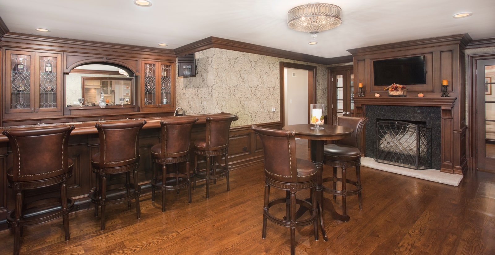 Residential Bars | WL Kitchen & Home