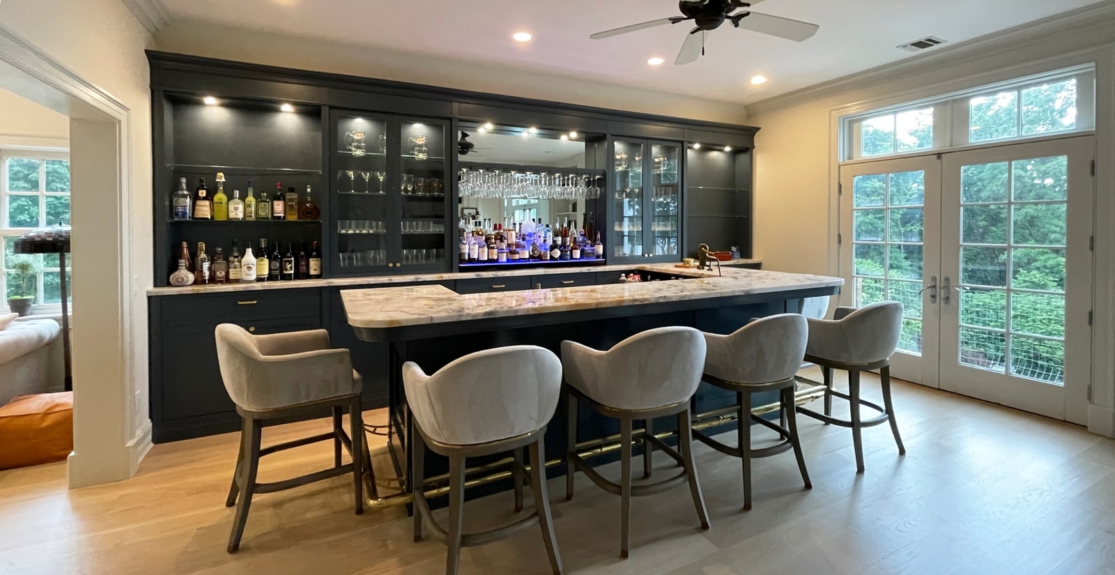 Transitional navy blue residential bar Laurel Hollow, NJ | WL Kitchen ...