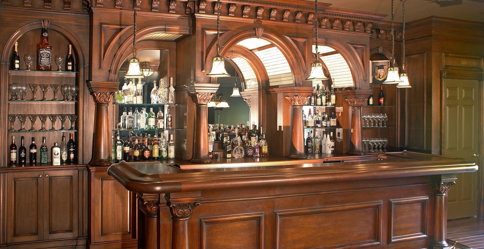 Residential Bars | WL Kitchen & Home