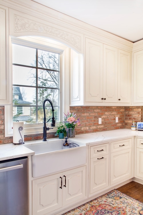 Leonia Kitchen at Christy Nathan blog