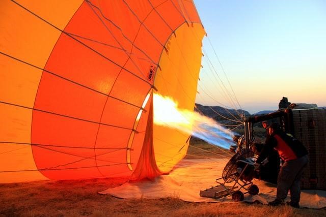 What Are the Different Types of Hot Air Balloons?