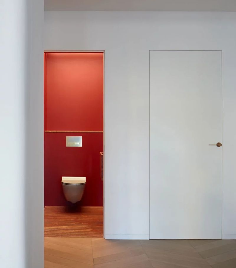 Modern Flush-to-the-Wall Interior Doors | Angelbau