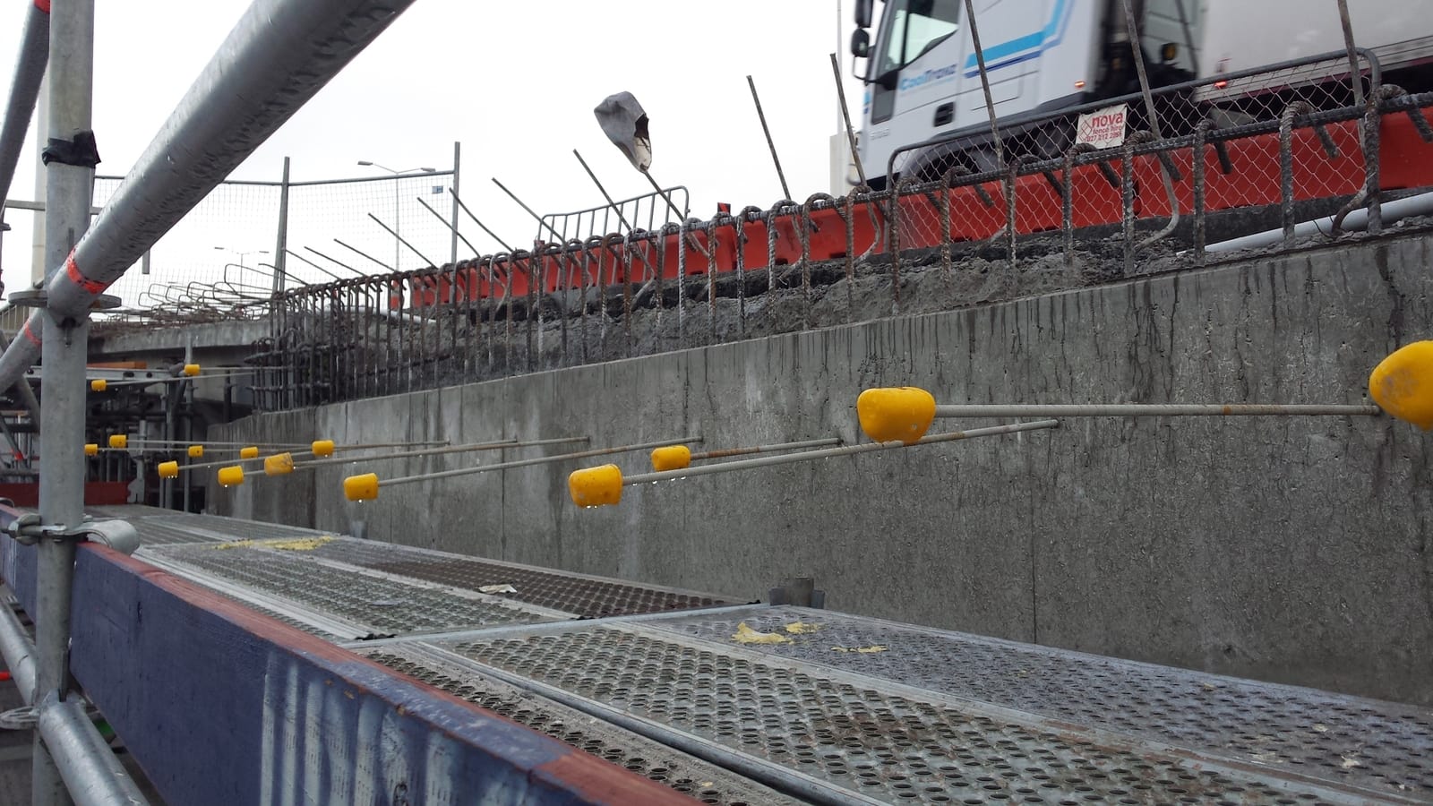 LESA REO CAP SAFETY SYSTEM | In Slab Products | Canzac