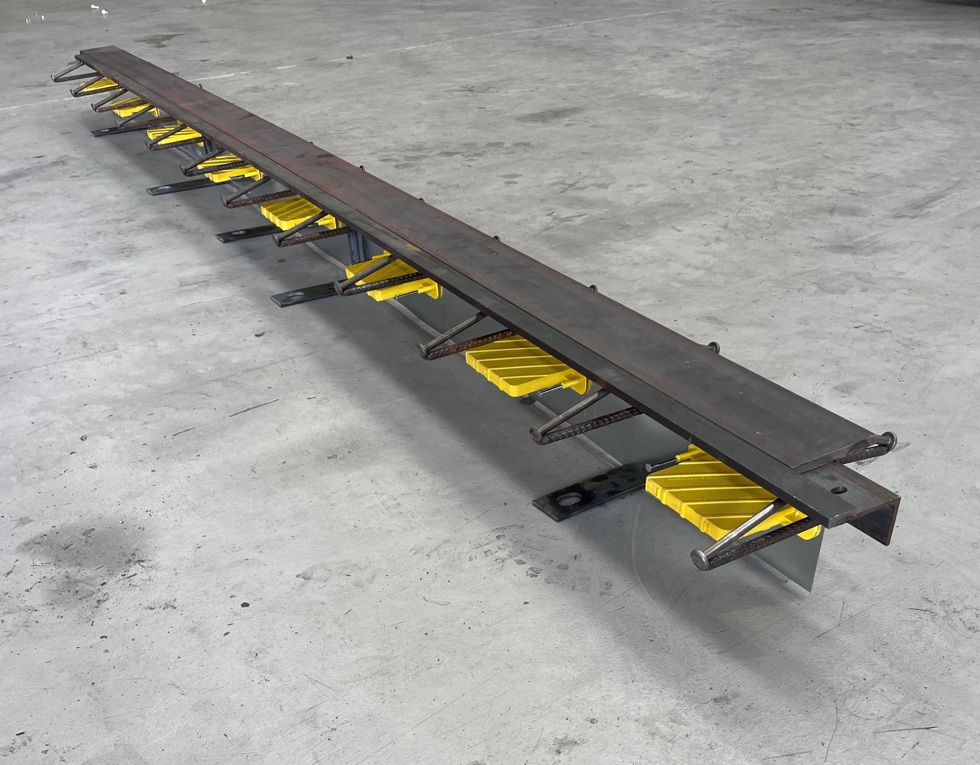 TERAJOINT / MONOPOUR ARMOUR JOINT | In Slab Products | Canzac