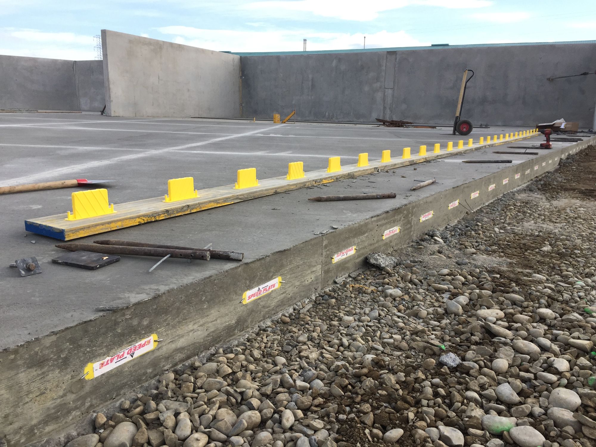 SPEED PLATE DOWEL | In Slab Products | Canzac