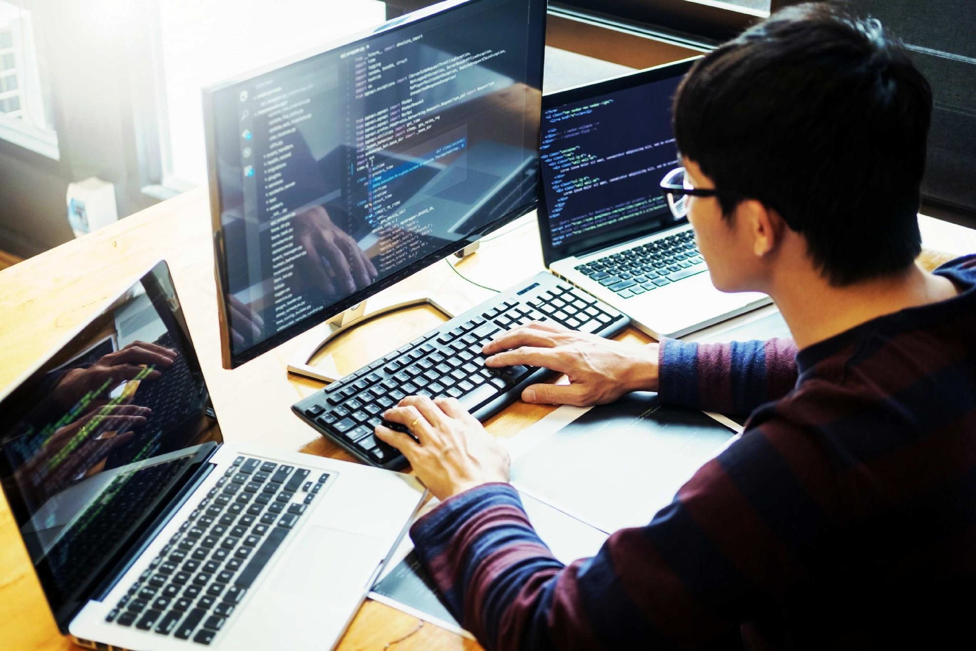 How Cloud Networking Transform Traditional Networking