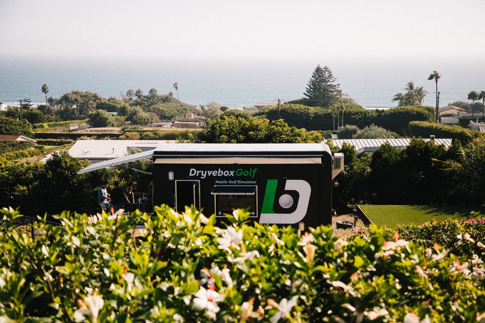 Dryvebox | Mobile Golf Simulator | Events & Rentals