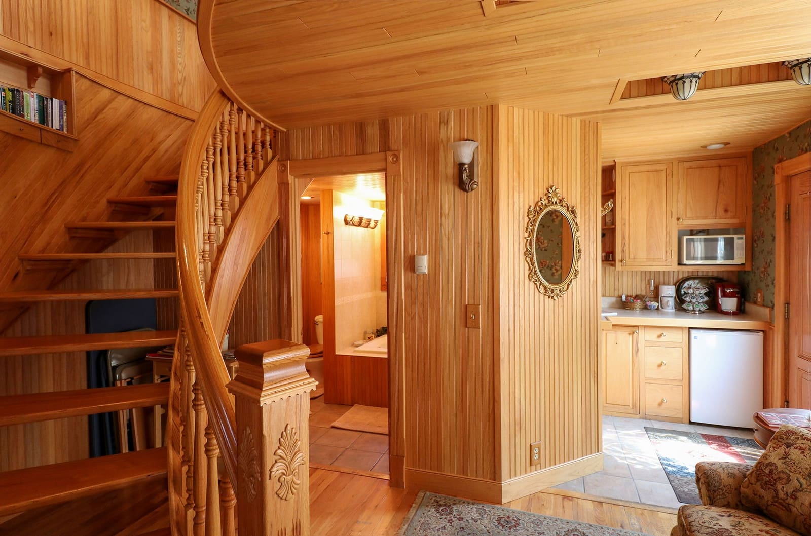 The Mad Carpenter Inn - The Dollhouse