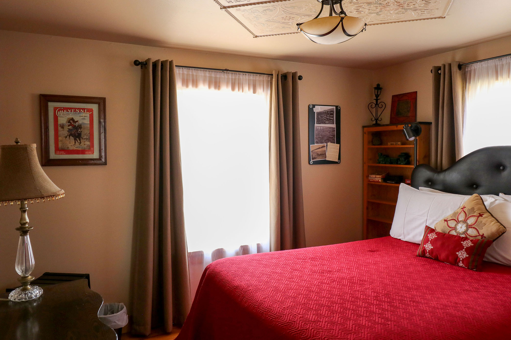 The Mad Carpenter Inn - The Wyo House