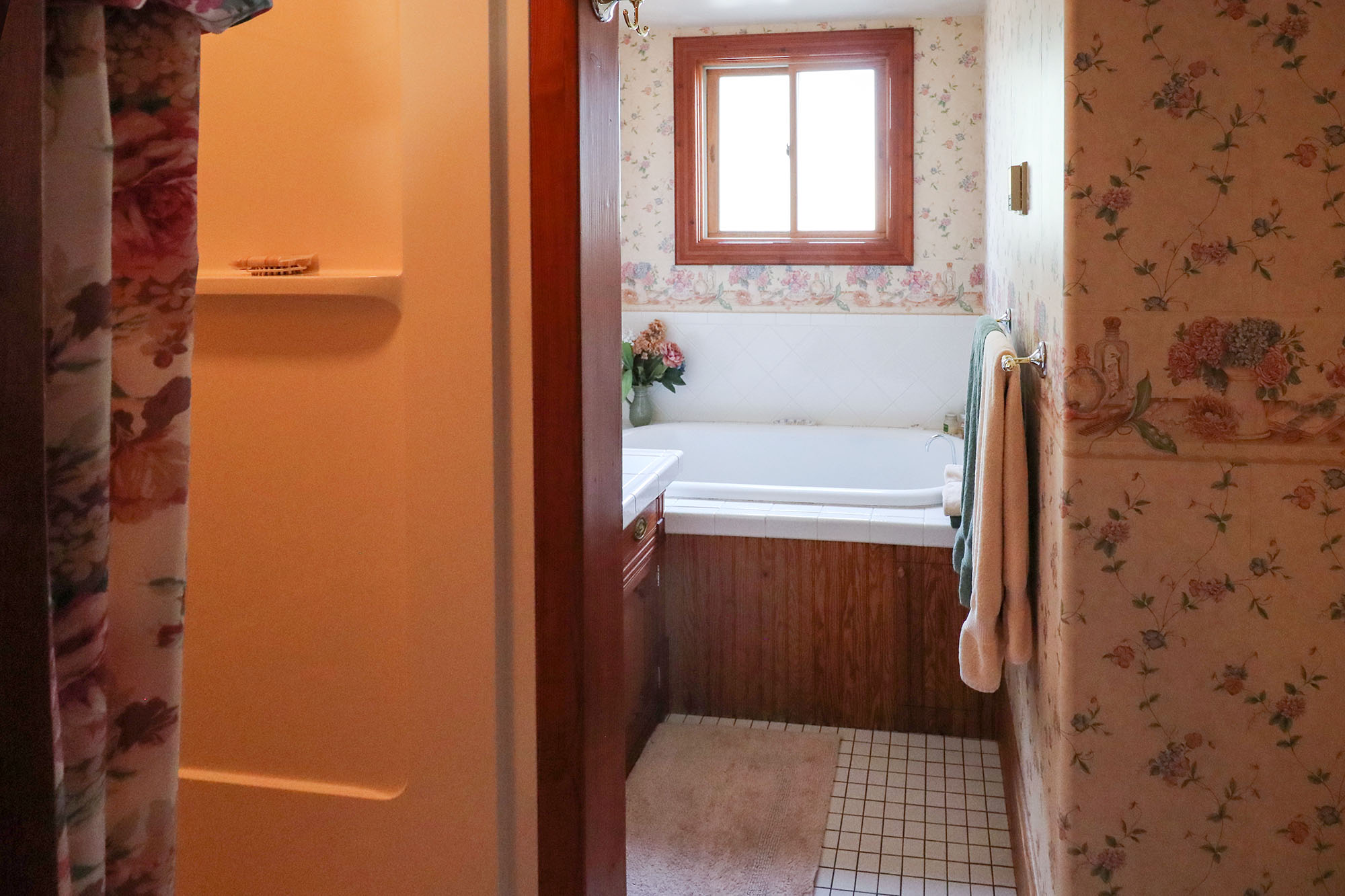 The Mad Carpenter Inn - Blossom