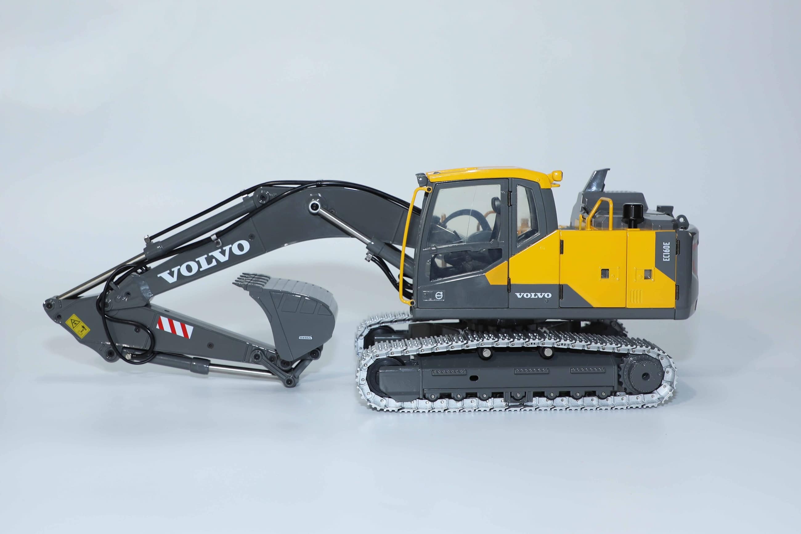Volvo RC Electric Excavator E010 | Double E Hobby
