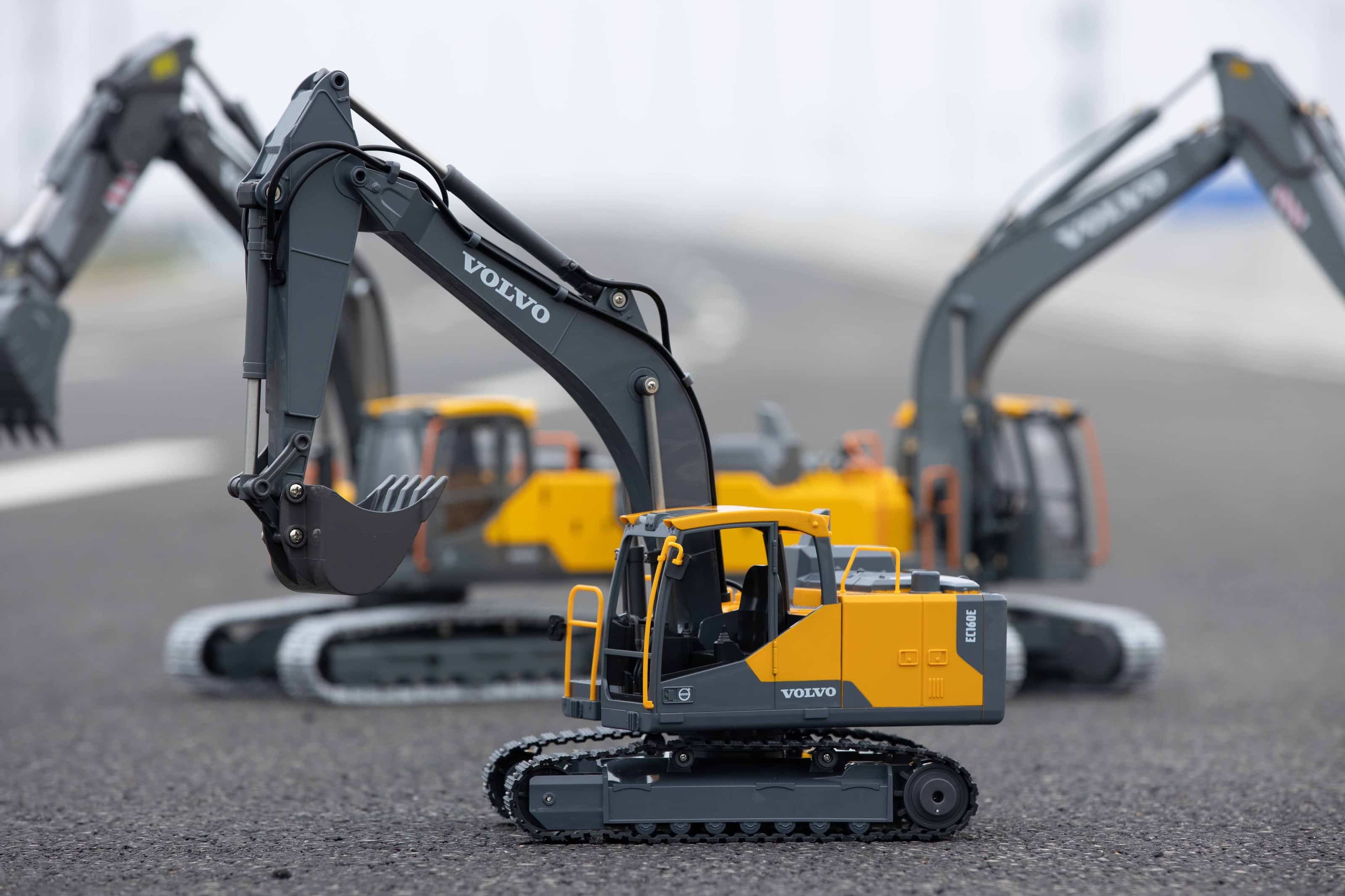 5 Best RC Excavators | Double E Hobby
