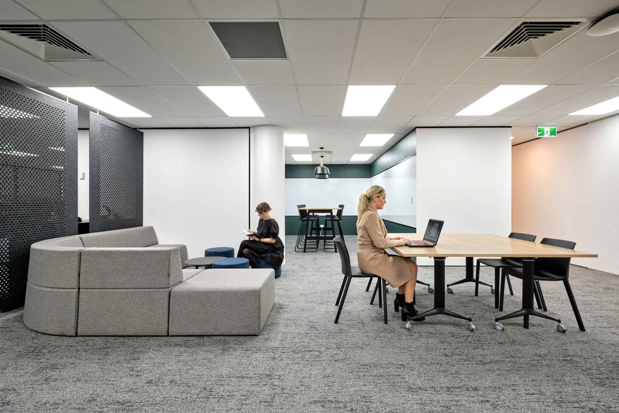 Dicker Data | Studio DB