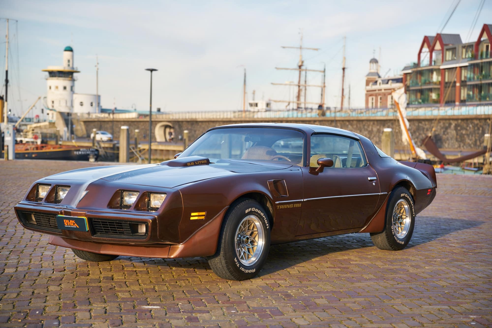 Pontiac Firebird Trans Am 6.6 V8 • Dijkstra Classic Cars & Youngtimers