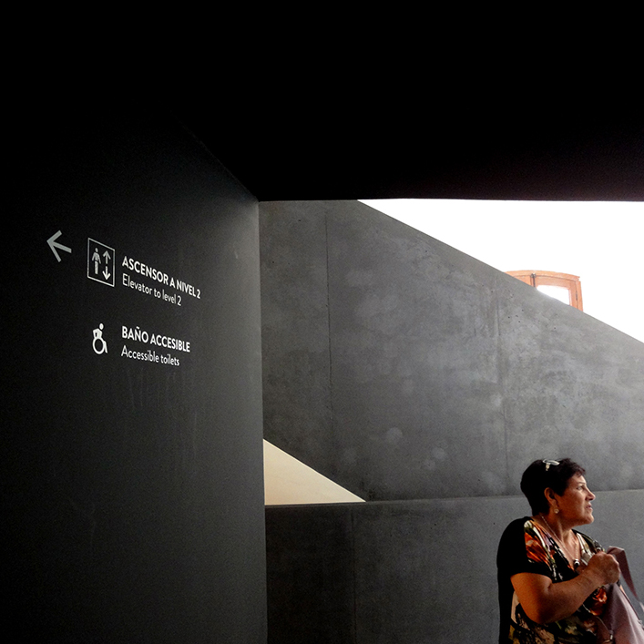 Museo de Arte Precolombino Identity