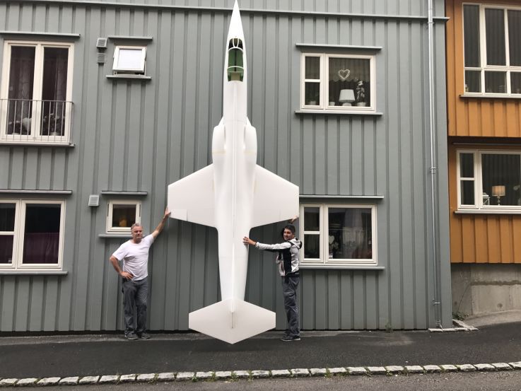 The well-known aviator Trond Hammerstad employed in Kitemill