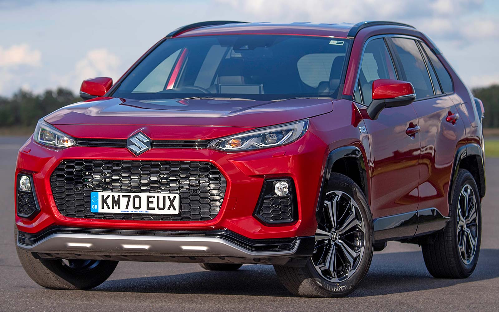 Suzuki Across (2021) Review | Motor Mad